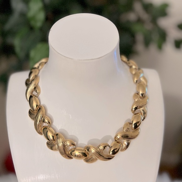 Butler Corp 1950 | Jewelry | Butler Fifth Avenue Collection Polished ...